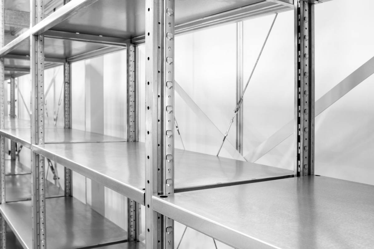 Quand utiliser un rayonnage métallique ? - Dynamic Business